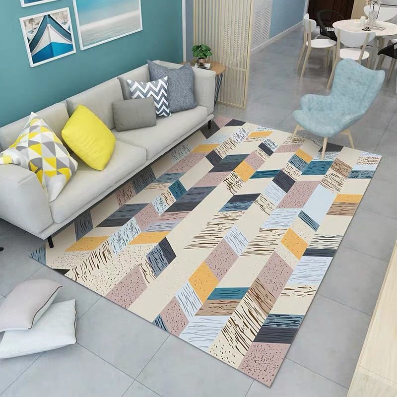 サイズ：160x230（cm)厚さ：0.7cm素材表地：ポリエステル100％中材：ウレタンフォーム裏面：不織布(PVC点滑り止め)備考　開封後は新品の為においのする場合がございます。こちらのにおいは、時間の経過により消えていきますのでご安心...
