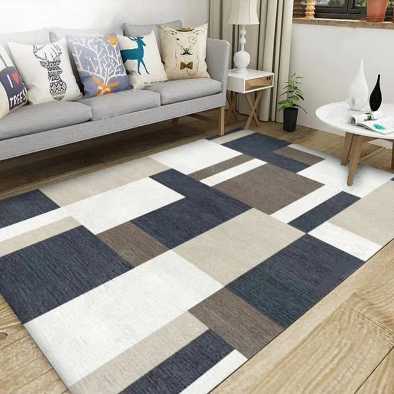 サイズ：160x230（cm)厚さ：0.8cm素材表地：ポリエステル100％裏面：不織布(PVC点滑り止め)サイズオーダー可能です備考　開封後は新品の為においのする場合がございます。こちらのにおいは、時間の経過により消えていきますのでご安心...