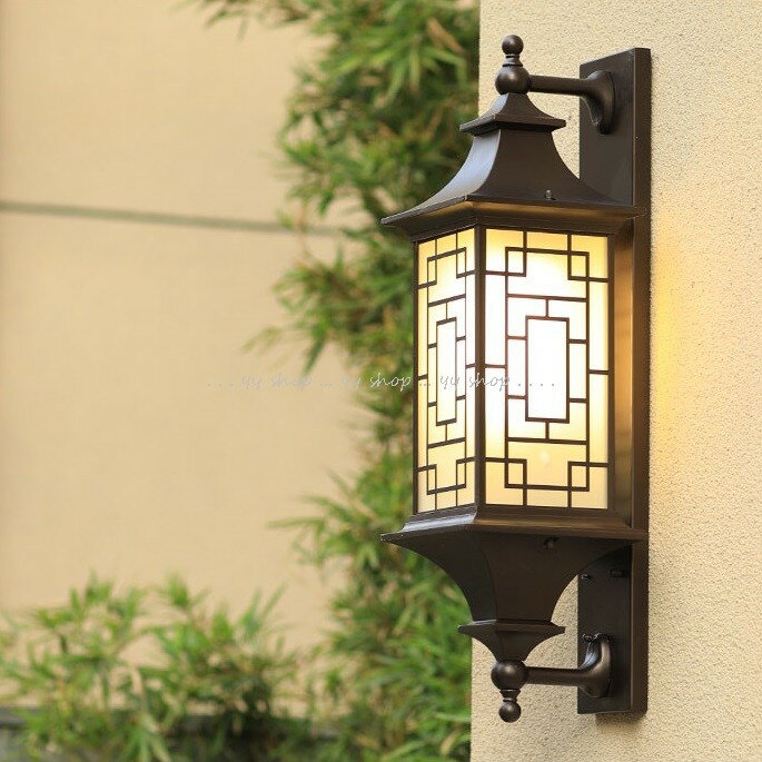 サイズ：幅33 x 高さ 78 (cm）別のサイズも在庫は確保してありますので、ご希望サイズをご連絡ください。■E26白熱球、電球型蛍光灯、LED電球使用可能ワット数 ：電球×1個（※電球は付属しておりません）素材：樹脂、合金、鉄........