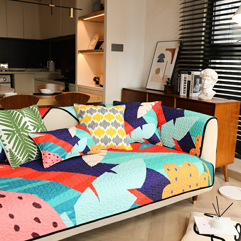 SO32ソファーシート ソファーカバー シーズン通用タイプ サイズオーダー可能 滑りどめ生地 ソファーカバー A/SO32シートカバー :一点 : 70 x 150 （cm)二点 : 70 x 70 (cm)材質:ポリエステル、エステル★底...