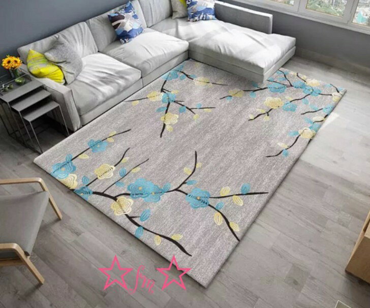 サイズ：160 x 230（cm)厚さ：0.6cm素材表地：ポリエステル100％中材：ウレタンフォーム裏面：不織布(PVC点滑り止め)サイズオーダー可能備考　開封後は新品の為においのする場合がございます。こちらのにおいは、時間の経過により消...