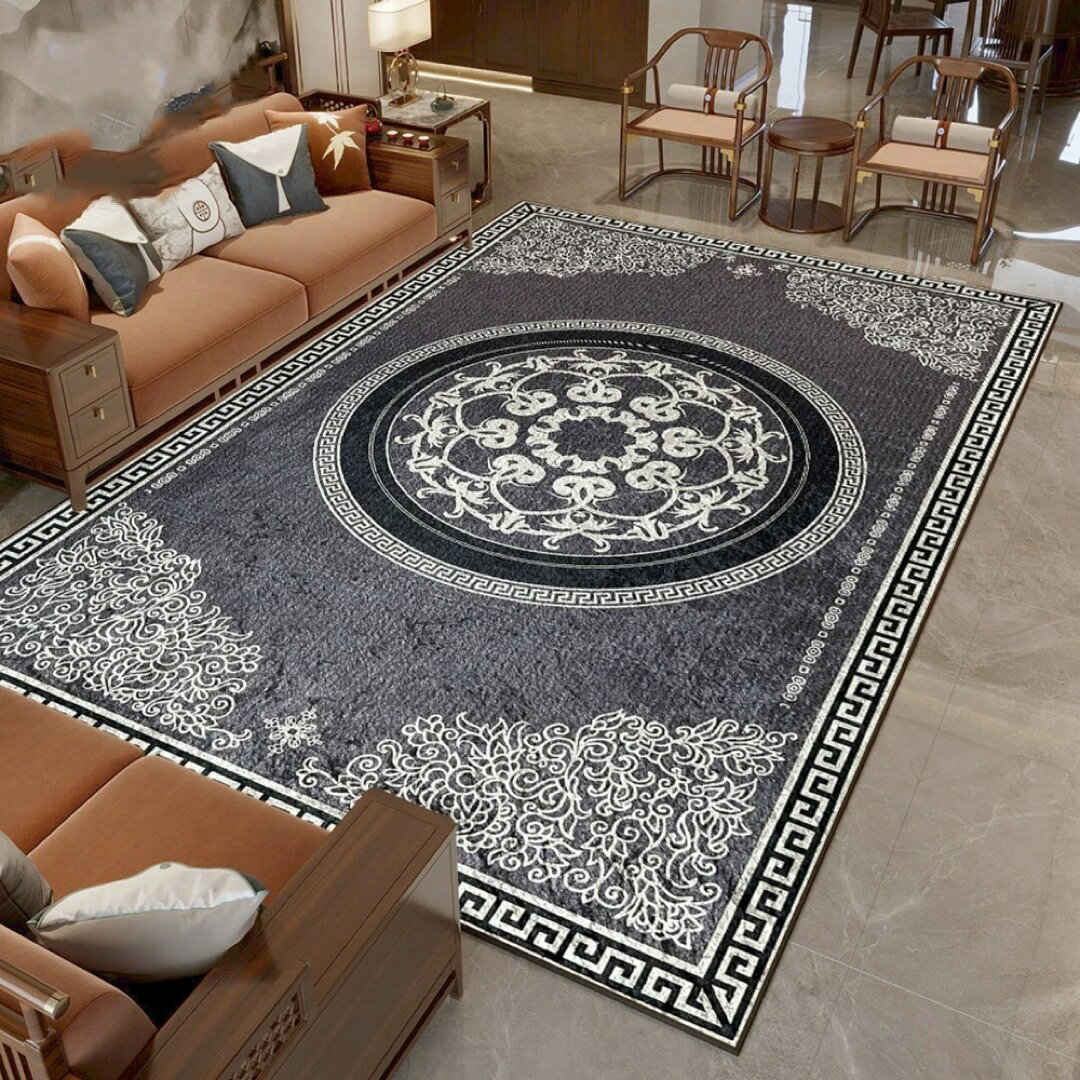 商品説明 サイズ：160&nbsp;x&nbsp;230（cm)厚さ：0.6cm素材表地：ポリエステル100％中材：ウレタンフォーム裏面：不織布(PVC点滑り止め)サイズオーダー可能です備考&nbsp;&nbsp;開封後は新品の為においのす...
