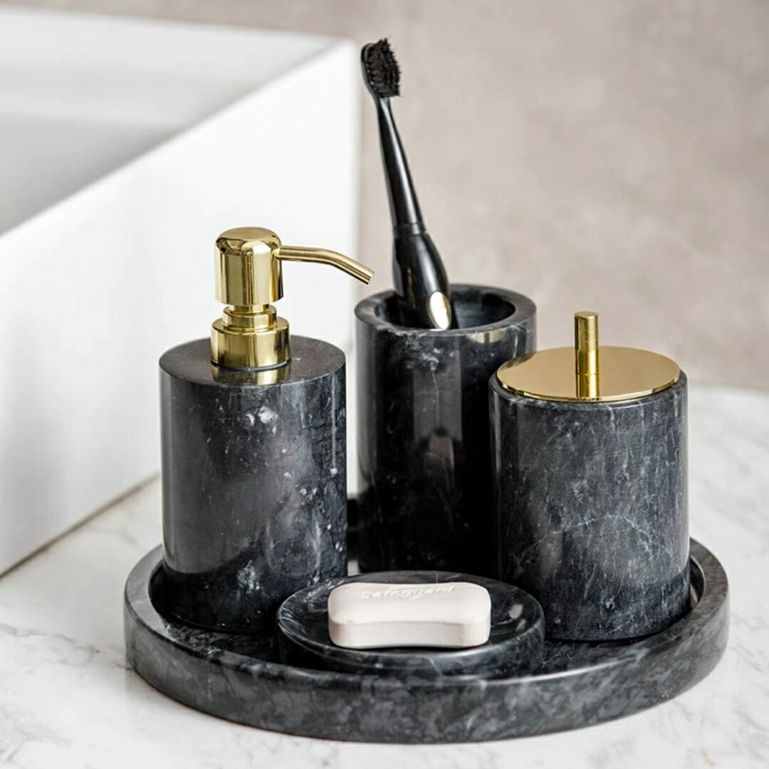 商品説明 ＜セット内容＞ディスペンサーx1点カップ&nbsp;x1点石鹸置きx1点綿棒入れx&nbsp;1点トレー&nbsp;x&nbsp;1点材質:&nbsp;大理石☆☆★★★★★★★★★★★★★☆☆&nbsp;◆お客様のご覧になっている...