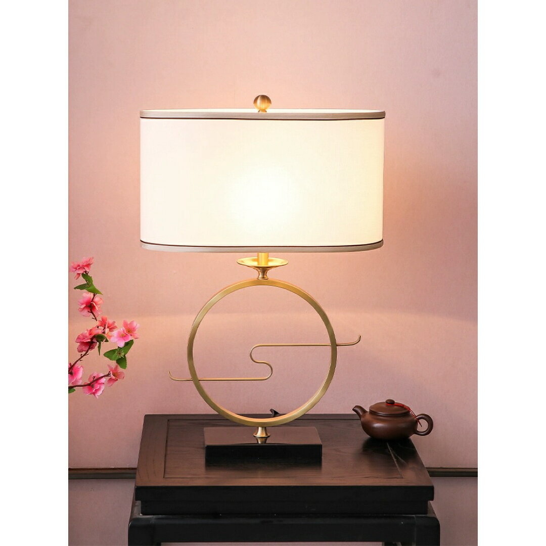 商品説明 ■個口数：1&nbsp;（〜40Wまで対応）■E26白熱球、電球型蛍光灯、LED電球使用可能■使用電球：1個（※電球は付属しておりません）■商品外寸：幅約41×高さ約60(cm)☆☆★★★★★★★★★★★★★☆☆◆お客様のご覧にな...