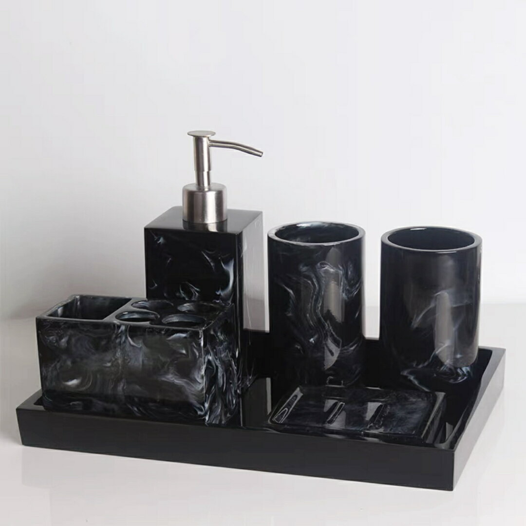 商品説明 ＜セット内容＞ディスペンサーx1点歯ブラシスタンドx1点石鹸置きx1点カップx2点トレーx&nbsp;1点材質:&nbsp;ABS樹脂☆☆★★★★★★★★★★★★★☆☆&nbsp;◆お客様のご覧になっているモニター等により多少色が...
