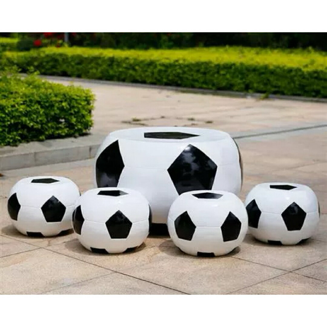 商品説明 素材：グラスファイバー、その他サイズ：椅子：幅41&nbsp;x高さ30&nbsp;(cm)テーブル：幅90&nbsp;x高さ55(cm)☆☆★★★★★★★★★★★★★☆☆&nbsp;◆お客様のご覧になっているモニター等により多少...
