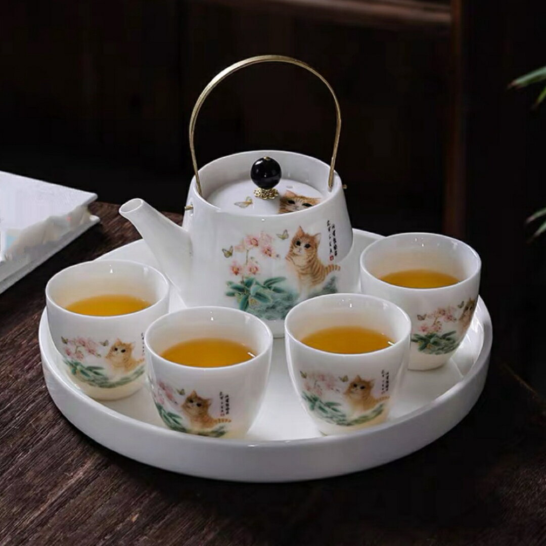 商品説明 材質:陶器セット内容:カップx&nbsp;4点（60ml）ティーポットx1点（200ml）トレーx1点☆☆★★★★★★★★★★★★★☆☆&nbsp;◆お客様のご覧になっているモニター等により多少色が異なる場合がございます。あらかじ...