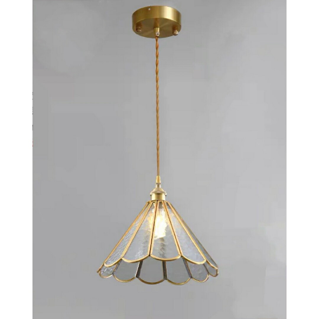 商品説明 サイズ&nbsp;：幅22&nbsp;x&nbsp;高さ11&nbsp;(cm)チェーン：150&nbsp;cmワット数&nbsp;：電球40W×1個（E14）素材：ガラス、銅★取付方法：電源直結タイプです、裏側に電線の結線がござ...