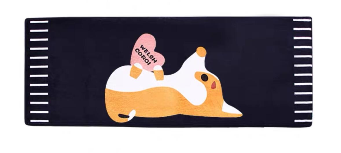 厚さ：1cmサイズ：45x120cm☆発送の際、折り畳んでの発送となりますので、ご理解の上ご購入お願い致します。※ご覧のモニターの環境、撮影環境により実物と色味が異なって見える場合が御座います。※タオル生地ではございません。※海外製品の為多...