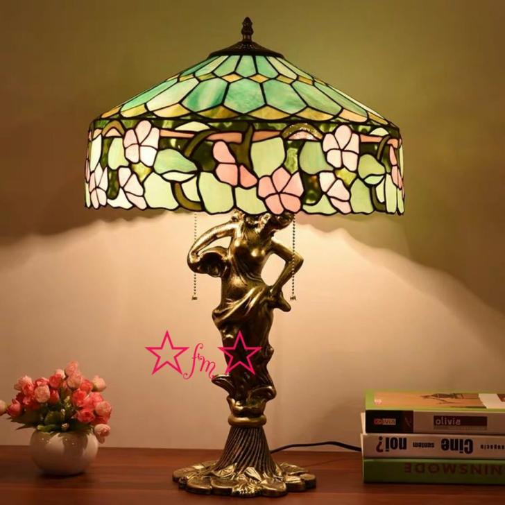 【商品仕様】■個口数：1 （〜40Wまで対応）■E26白熱球、電球型蛍光灯、LED電球使用可能■使用電球：1個（※電球は付属しておりません）■商品外寸：幅約40 x 高さ約64（cm)※サイズの誤差は多少発生します。ご了承下さい。★在庫は日...