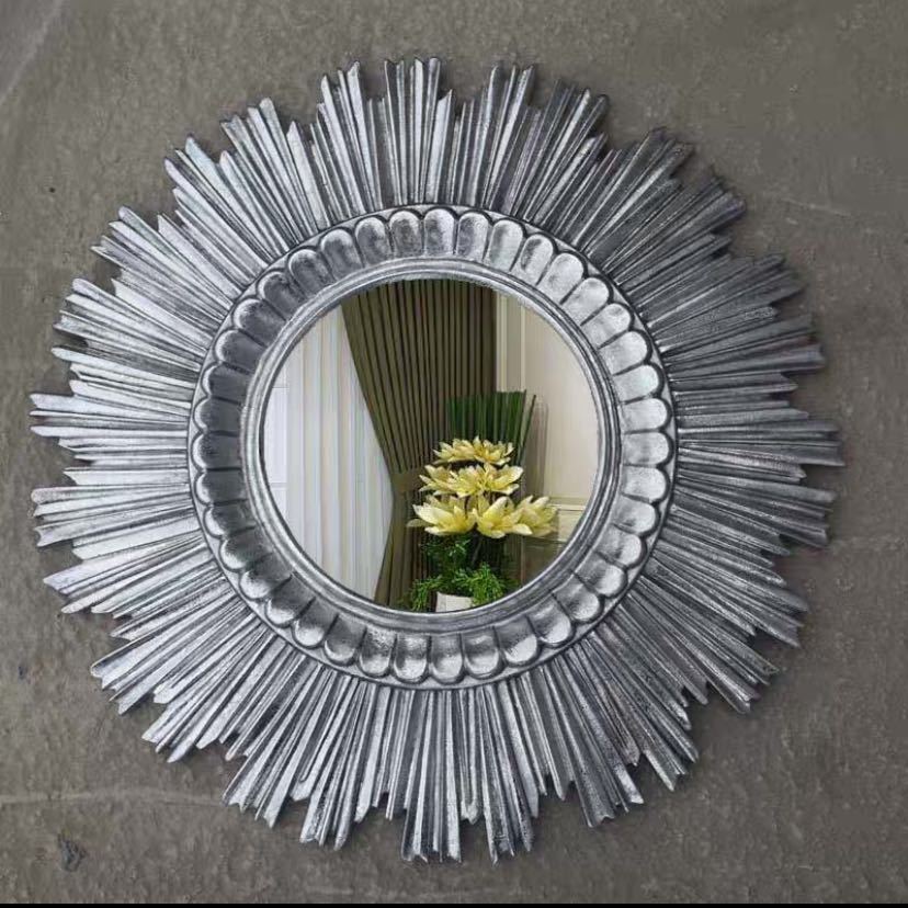 外寸サイズ(cm) ： 幅56 x 高56（cm）材質 ： ミラー、樹脂、木、他★複数ご注文の場合やお急ぎの場合は必ず事前に納期のお質問をお願いいたします。☆☆★★★★★★★★★★★★★☆☆☆☆★★★★★★★★★★★★★☆☆注意事項1、こち...