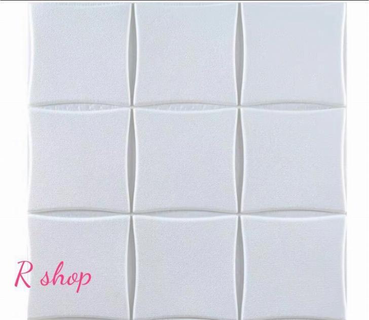 ◆厚さ：0.7cm◆状態：新品◆材質：XPEエコ フォーム◆50枚 70cm×70cm◆裏面に粘着性があり、はがすと、壁に貼ることができる3D壁紙◆防水 汚い防止 カビ防止◆貼り付け方は簡単。各場所に適用！◆手作業での採寸の為、若干誤差があ...
