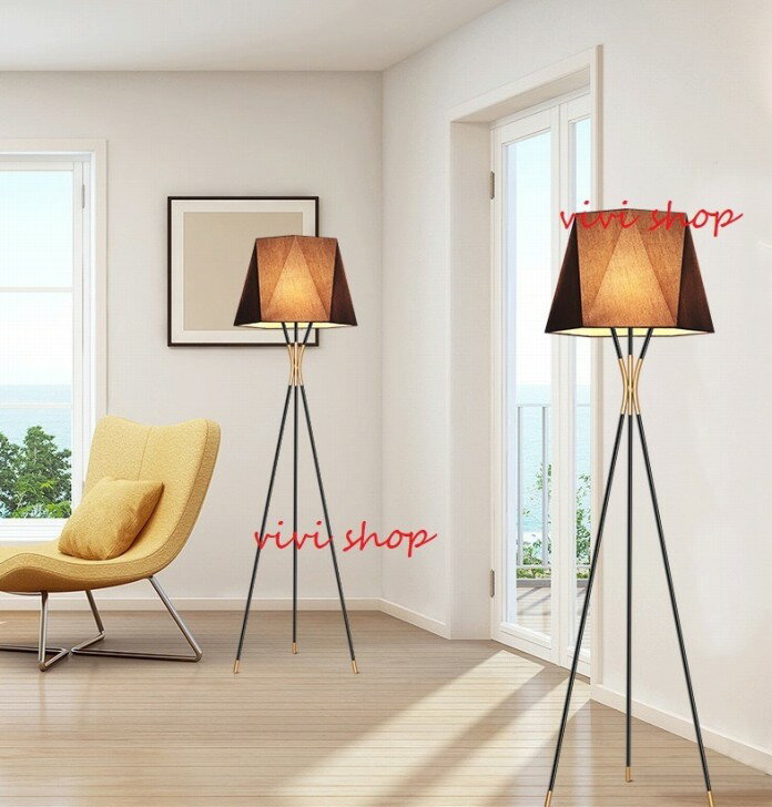 ■個口数：1 （〜40Wまで対応）■E26白熱球、電球型蛍光灯、LED電球使用可能■使用電球：1個（※電球は付属しておりません）■商品外寸：幅約55 x 高さ約165 (cm)--------------------------------...