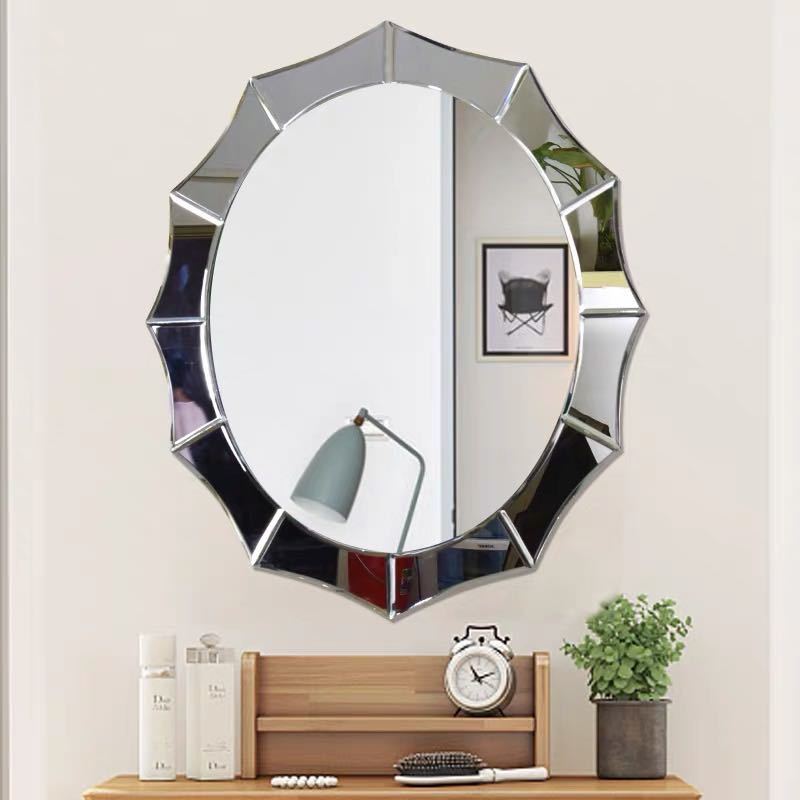 サイズ(cm) ： 幅60 x 高さ70（cm）材質 ： ミラー、樹脂、木、他重さ：4.5kg★複数ご注文の場合やお急ぎの場合は必ず事前に納期のお質問をお願いいたします。＊＊＊＊＊＊＊＊＊＊＊＊＊＊＊＊＊＊注意事項1、プロの職人さんによる手...