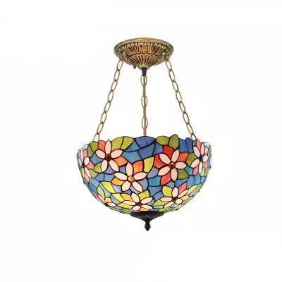 美しいガラスはどこから見ても華やかで美しい。繊細な造りの素敵なステンドランプ消灯時も素敵なインテリアになりますねサイズ ：約 幅40 x 高さ60（cm）ワット数 ：電球60W×3個（E26）素材：ガラス、樹脂、合金、鉄★取付工事は電気工事...