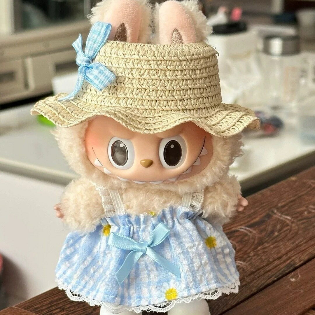 商品説明 POPMARTポップマートLABUBUラブブ商品は着替えのみ、labubu本体を付いてないです。ぬいぐるみは付属しておりません。セット内容1、帽子2、ワンピース※丁寧にお作りしていますが、素人ハンドメイド品の為縫い目のズレ、歪み、...