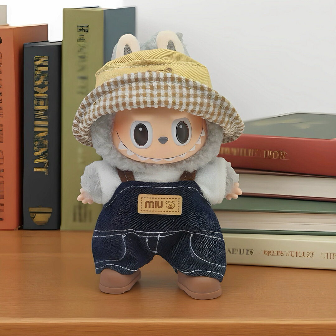 商品説明 POPMARTポップマートLABUBUラブブ商品は着替えのみ、labubu本体を付いてないです。ぬいぐるみは付属しておりません。セット内容1、帽子2、トップス3、靴4、サロペット※丁寧にお作りしていますが、素人ハンドメイド品の為縫...