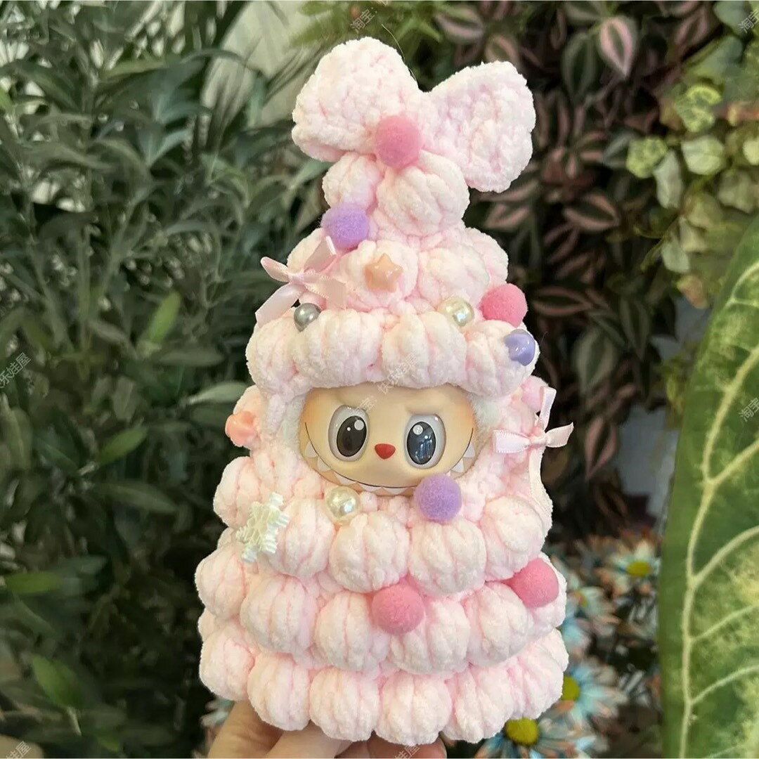 商品説明 POPMARTポップマートLABUBUラブブ商品は着替えのみ、labubu本体を付いてないです。ぬいぐるみは付属しておりません。セット内容・クリスマスツリー風服※人形本体は付属しません※丁寧にお作りしていますが、素人ハンドメイド品...