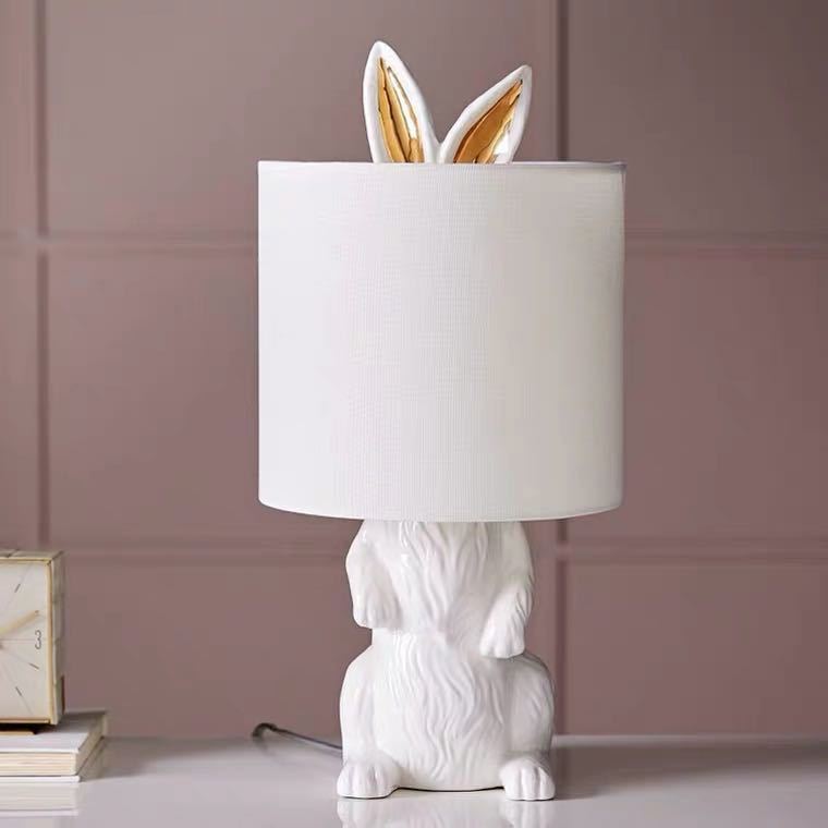 【商品仕様】■個口数：1 （〜40Wまで対応）■E26白熱球、電球型蛍光灯、LED電球使用可能■使用電球：1個（※電球は付属しておりません）■商品外寸：幅約23 ×高さ約49 (cm)※サイズの誤差は多少発生します。ご了承下さい。★購入後の...