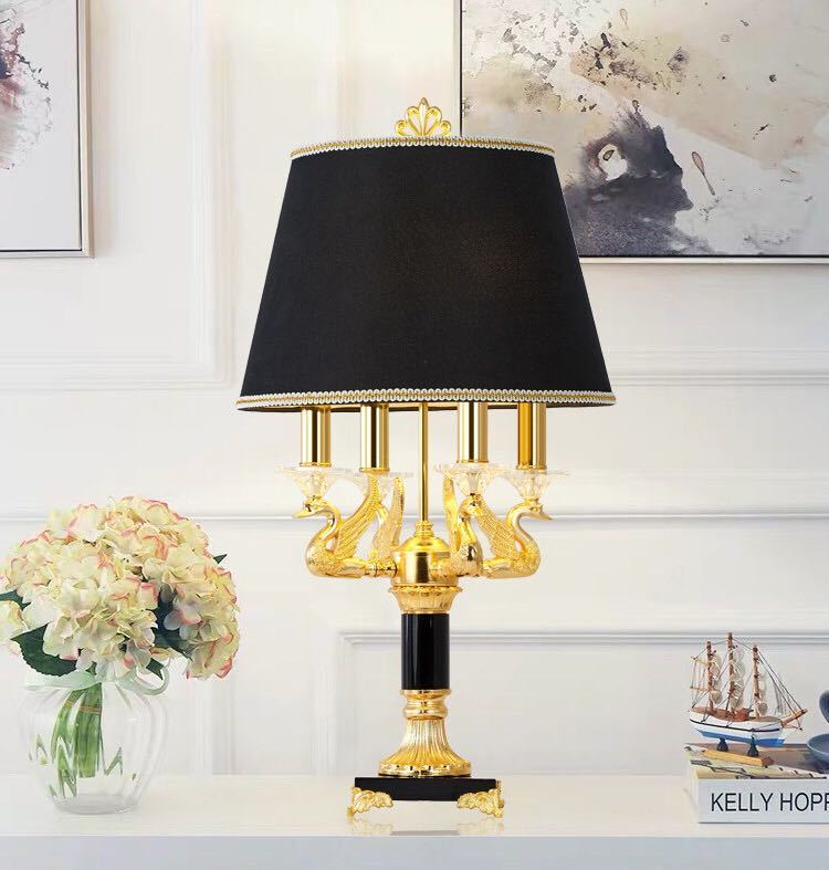 【商品仕様】■個口数：1 （〜40Wまで対応）■E14白熱球、電球型蛍光灯、LED電球使用可能■使用電球：4個（※電球は付属しておりません）■商品外寸：幅約38 ×高さ74（cm)※サイズの誤差は多少発生します。ご了承下さい。★購入後のキャ...