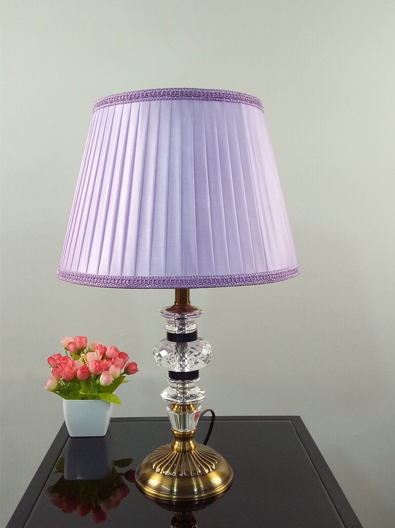 【商品仕様】■個口数：1 （〜40Wまで対応）■E26白熱球、電球型蛍光灯、LED電球使用可能■使用電球：1個（※電球は付属しておりません）石【商品サイズ（単位約mm）】■商品外寸：幅約30x 高さ約48 (cm)※サイズの誤差は多少発生し...