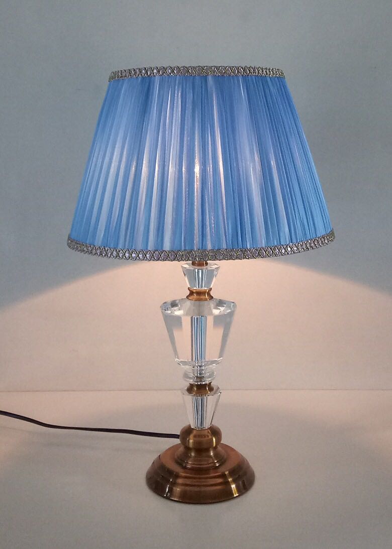 【商品仕様】■個口数：1 （〜40Wまで対応）■E26白熱球、電球型蛍光灯、LED電球使用可能■使用電球：1個（※電球は付属しておりません）石【商品サイズ（単位約mm）】■商品外寸：幅約33 x 高さ約51 (cm)※サイズの誤差は多少発生...