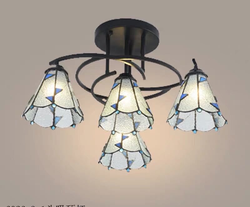 サイズ：幅58 x 高さ30 (cm）ワット数 ：電球40W×4個（E26)（※電球は付属しておりません）素材：樹脂、合金、鉄…使用可能電球:LED電球、白熱球、電球型蛍光灯等★取付工事は電気工事士にご相談してください。★複数ご注文の場合や...