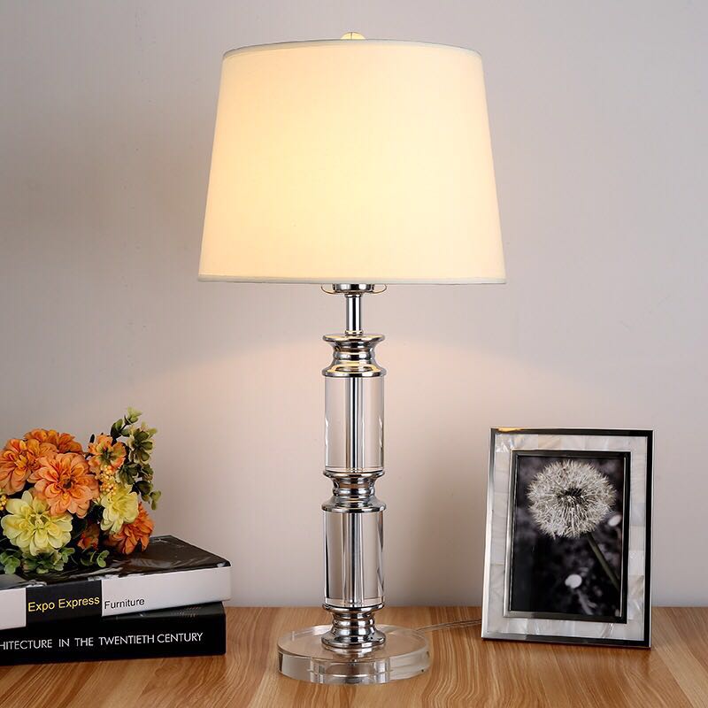 【商品仕様】■個口数：1 （〜40Wまで対応）■E26白熱球、電球型蛍光灯、LED電球使用可能■使用電球：1個（※電球は付属しておりません）【商品サイズ（単位約mm）】■商品外寸：幅約30×高さ約62 (cm)※サイズの誤差は多少発生します...