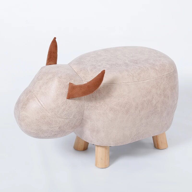 脚には床を傷つけないように保護フェルトを施しているので、どこでも気軽に使えます。サイズ：60x36x32cm※ 手作りにつき多少の個体差が発生することがあります。◆色：写真1◆素材: PU皮革、木◆備考：脚部のみ取り付け注意事項1、ご利用の...