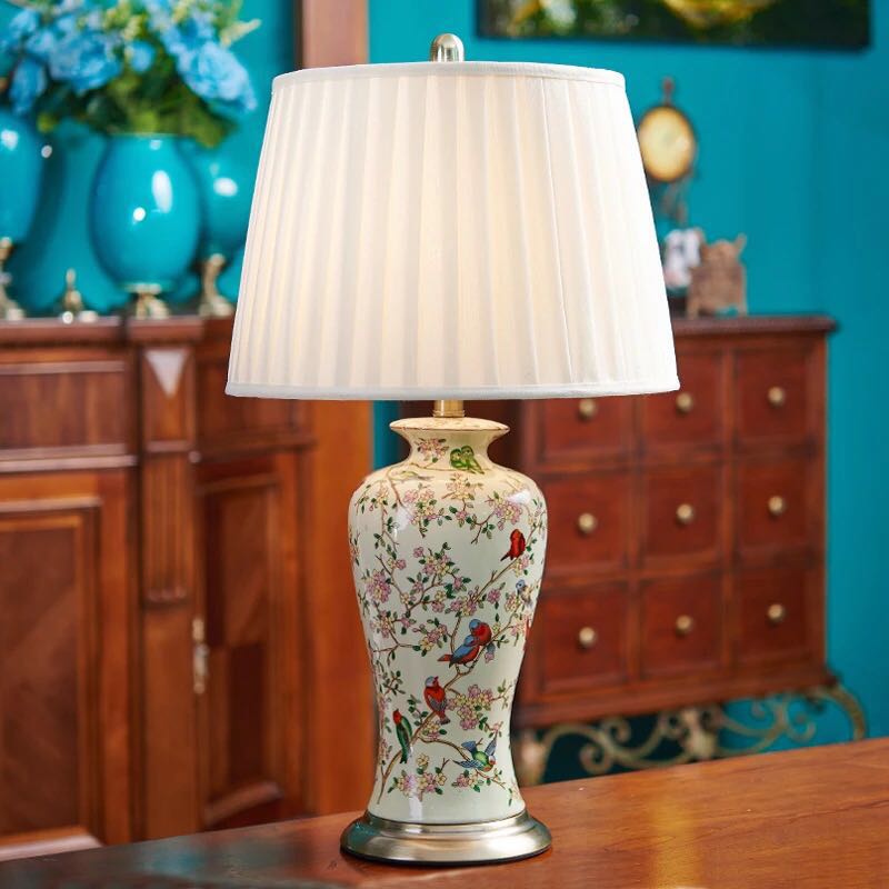 【商品仕様】■個口数：1 （〜40Wまで対応）■E26白熱球、電球型蛍光灯、LED電球使用可能■使用電球：1個（※電球は付属しておりません）石【商品サイズ（単位約mm）】■商品外寸：幅約38×高さ約70 (cm)※サイズの誤差は多少発生しま...