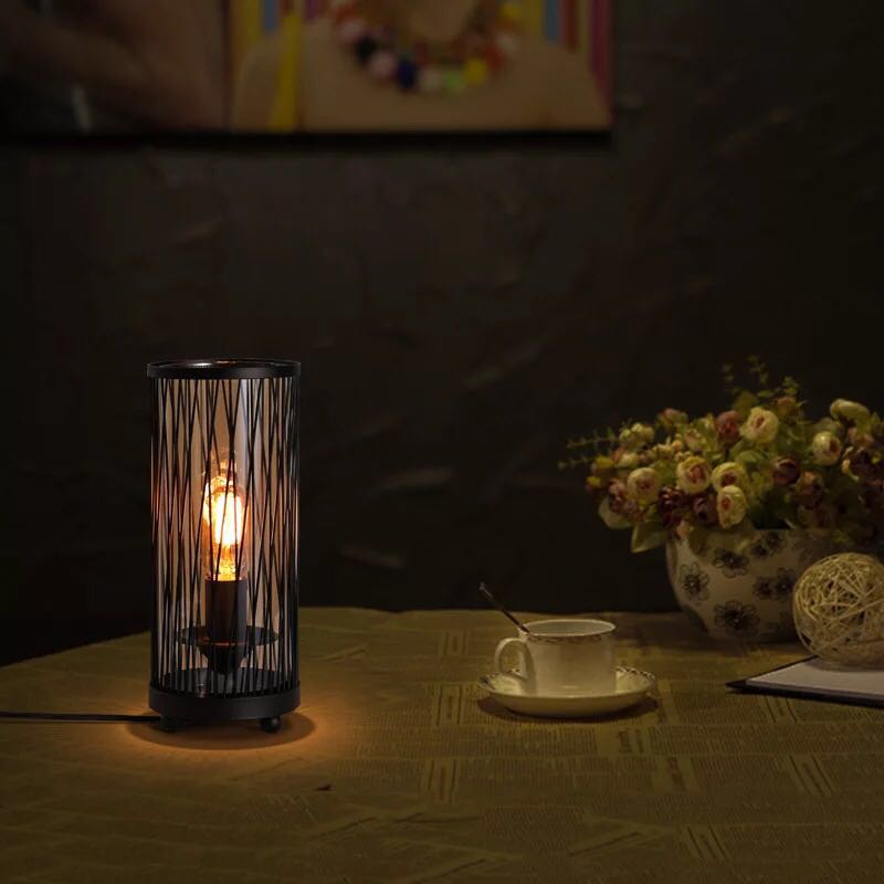 【商品仕様】■個口数：1 （〜40Wまで対応）■E12白熱球、電球型蛍光灯、LED電球使用可能■使用電球：1個（※電球は付属しておりません）石【商品サイズ（単位約mm）】■商品外寸：幅約13.5×高さ約32.5(cm)※サイズの誤差は多少発...
