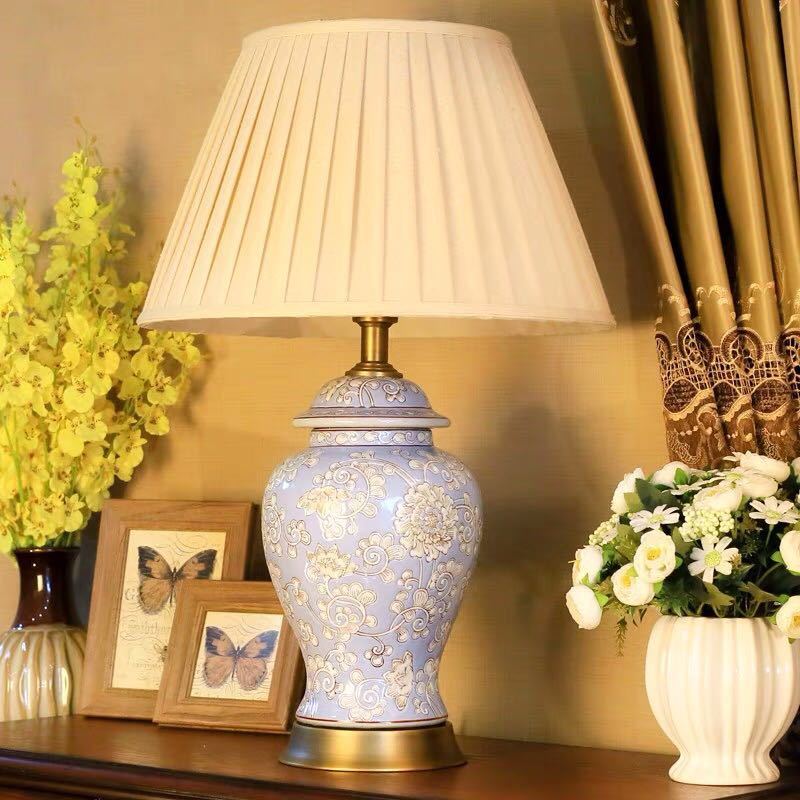 【商品仕様】■個口数：1 （〜60 Wまで対応）■E26白熱球、電球型蛍光灯、LED電球使用可能■使用電球：1個（※電球は付属しておりません）■商品外寸：幅約43 ×高さ約66 (cm)※サイズの誤差は多少発生します。ご了承下さい。★在庫は...