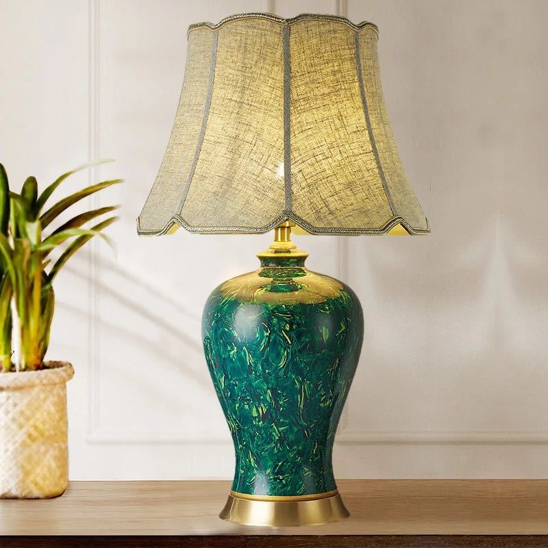 【商品仕様】■個口数：1 （〜40Wまで対応）■E26白熱球、電球型蛍光灯、LED電球使用可能■使用電球：1個（※電球は付属しておりません）■商品外寸：幅約43 x 高さ約72 (cm)※サイズの誤差は多少発生します。ご了承下さい。★購入後...