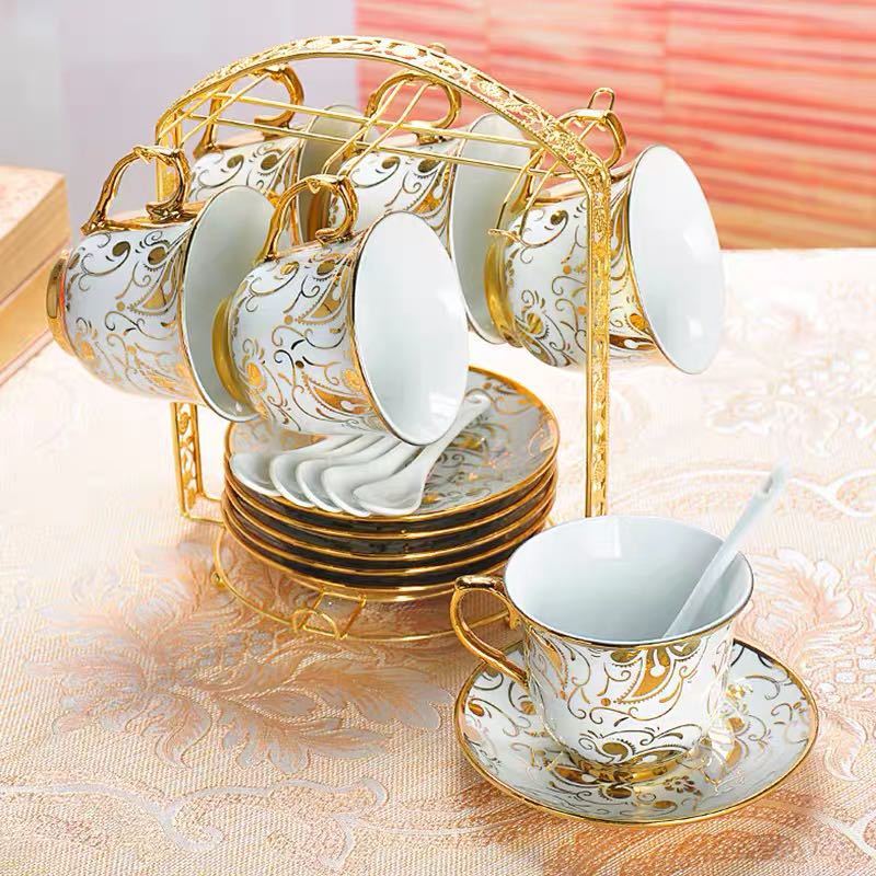 素材・材質:陶器セット内容:カップ＆ソーサー6客(220ml）スプーンx6点カップラックx1点★複数ご注文の場合やお急ぎの場合は必ず事前に納期のお質問をお願いいたします。＊＊＊＊＊＊＊＊＊＊＊＊＊＊＊＊＊＊注意事項1、ランプがつくかどうかの...