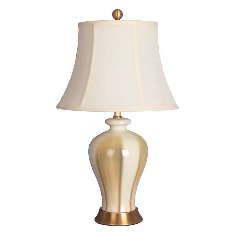 【商品仕様】■個口数：1 （〜40Wまで対応）■E26白熱球、電球型蛍光灯、LED電球使用可能■使用電球：1個（※電球は付属しておりません）■商品外寸：幅約36 × 高さ約61 (cm)※サイズの誤差は多少発生します。ご了承下さい。★購入後...