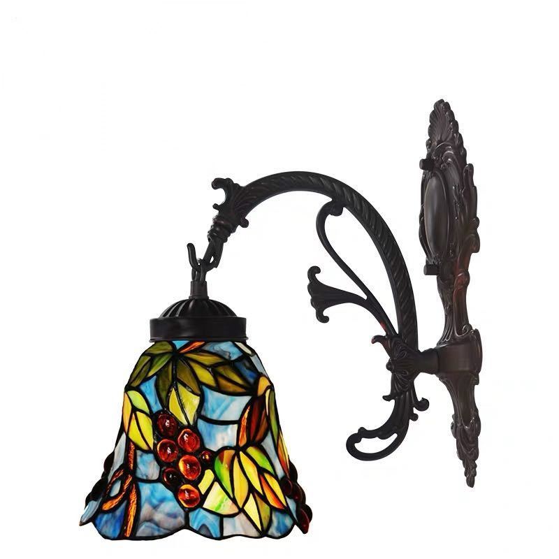 サイズ：幅約25 x 高さ32（cm）ワット数 ：電球40W×1個（E26）(電球付きません)素材：ステンドグラス、樹脂、合金、鉄使用可能電球:LED電球、白熱球、電球型蛍光灯等★取付工事は電気工事士にご相談してください。★検品のため開封し...