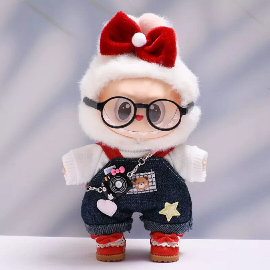 商品説明 POPMARTポップマート&nbsp;LABUBU&nbsp;ラブブ商品は着替えのみ、labubu本体を付いてないです。セット内容☆上着☆リボン☆&nbsp;オーバーオール☆カメラ☆靴※丁寧にお作りしていますが、素人ハンドメイド品...
