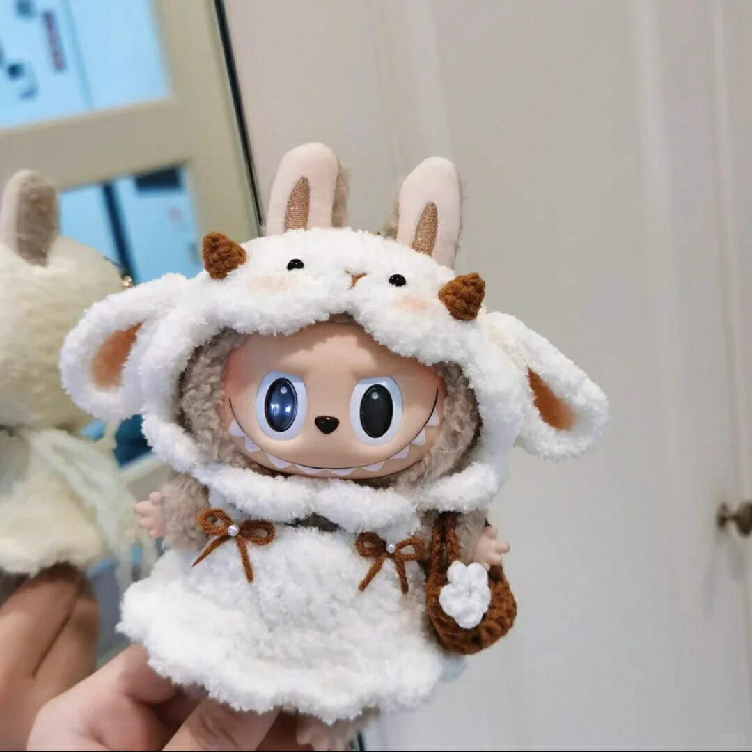 商品説明 POPMARTポップマート&nbsp;LABUBU&nbsp;ラブブ商品は着替えのみ、labubu本体を付いてないです。セット内容☆帽子☆服※丁寧にお作りしていますが、素人ハンドメイド品の為縫い目のズレ、歪み、よれ等がある場合がご...