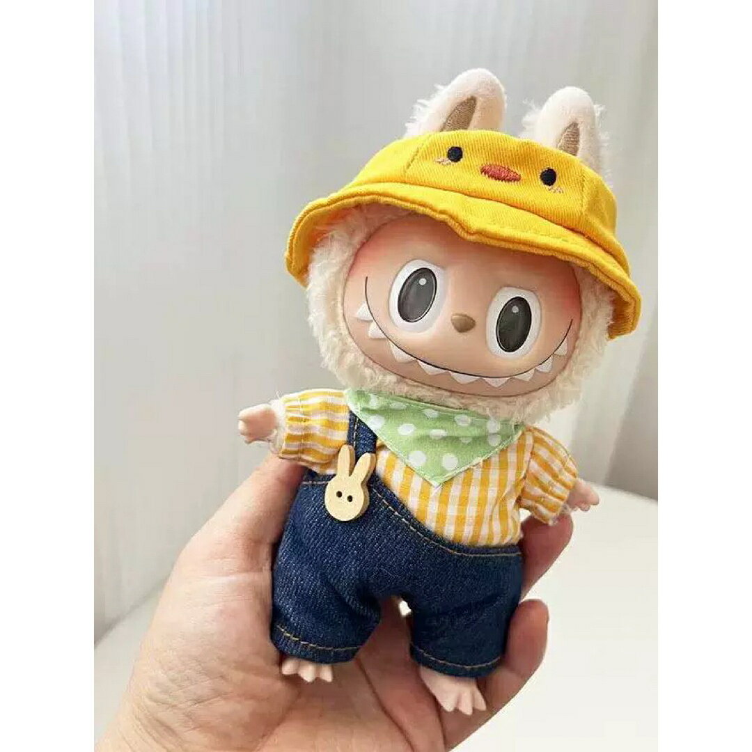 商品説明 POPMARTポップマート&nbsp;LABUBU&nbsp;ラブブ商品は着替えのみ、labubu本体を付いてないです。人形は含まれません。セット内容☆&nbsp;帽子☆&nbsp;上着☆&nbsp;サロペット☆&nbsp;エプロ...