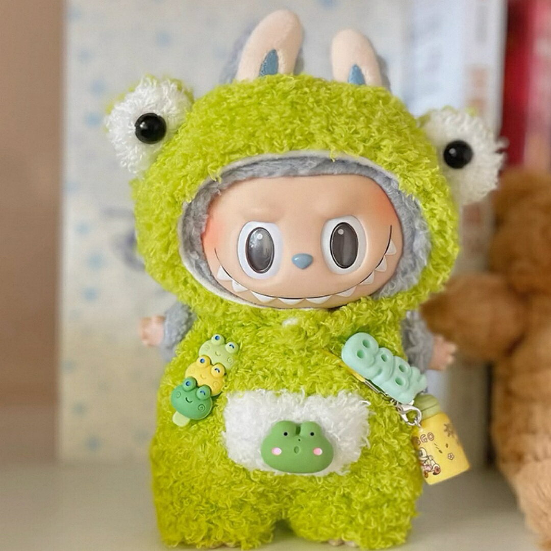 商品説明 POPMARTポップマート&nbsp;LABUBU&nbsp;ラブブ商品は着替えのみ、labubu本体を付いてないです。商品内容（人形は含まれません） 1.頭飾り 2.服 3.水筒※人形は含まれておりません。※丁寧にお作りしていま...