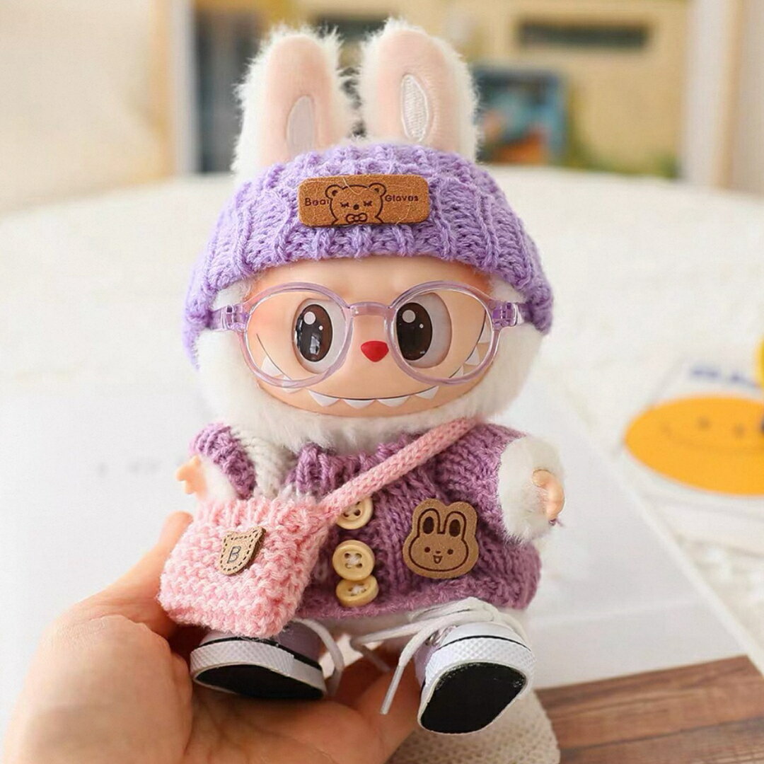 商品説明 POPMARTポップマート&nbsp;LABUBU&nbsp;ラブブ商品は着替えのみ、labubu本体を付いてないです。商品内容1.上着2.帽子3.ショルダーバッグ4.メガネ5.シューズ適合：初代・二代・三代のぬいぐ※人形は含まれ...