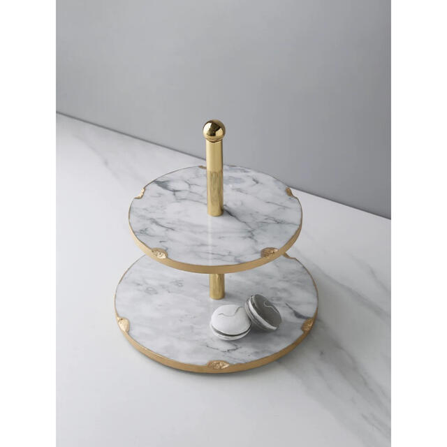 商品説明 上プレート：20cm下プレート：24.8cm高さ：24.6cm材質：大理石☆☆★★★★★★★★★★★★★☆☆&nbsp;◆お客様のご覧になっているモニター等により多少色が異なる場合がございます。あらかじめご了承ください。&nbsp...