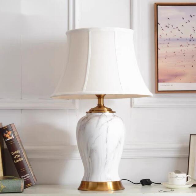 商品説明 【商品仕様】■個口数：1&nbsp;（〜40Wまで対応）■E26白熱球、電球型蛍光灯、LED電球使用可能■使用電球：1個（※電球は付属しておりません）■商品外寸：幅42&nbsp;×高さ約65&nbsp;(cm)☆☆★★★★★★★...