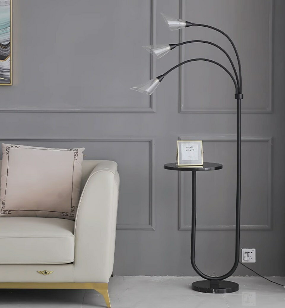 FL72大理石フロアスタンド スタンドライト フロアライト 照明器具 間接照明 フロアライト A/FL72■個口数：1 （〜40Wまで対応）■G4白熱球、電球型蛍光灯、LED電球使用可能■使用電球：3個（※電球は付属しておりません）■商品外...