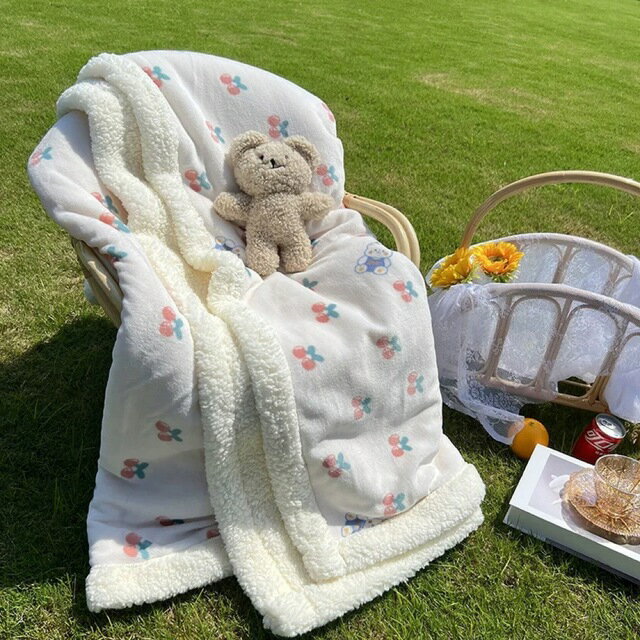 商品説明 サイズ：100&nbsp;x150cm素材：ポリエステルご希望のサイズをお知らせ下さい。在庫の確認をしてみます。値段が変わりますが、別のサイズもありますので、ご検討下さい。（150x230、200x230）☆☆★★★★★★★★★★...