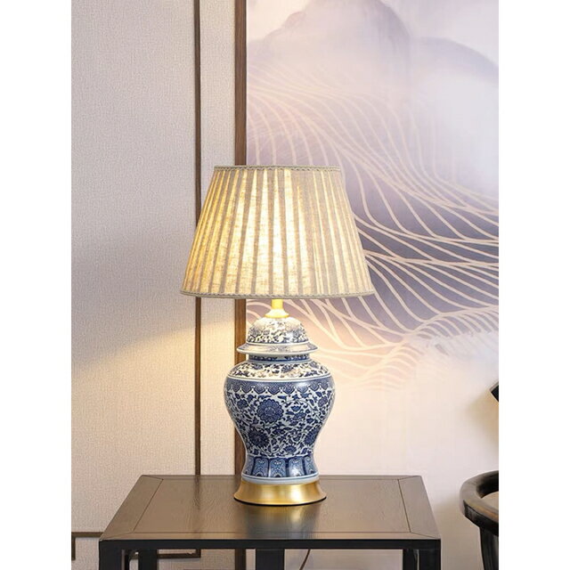 商品説明 【商品仕様】■個口数：1&nbsp;（〜40Wまで対応）■E26白熱球、電球型蛍光灯、LED電球使用可能■使用電球：1個（※電球は付属しておりません）■商品外寸：幅38&nbsp;×高さ68&nbsp;(cm)☆☆★★★★★★★★...