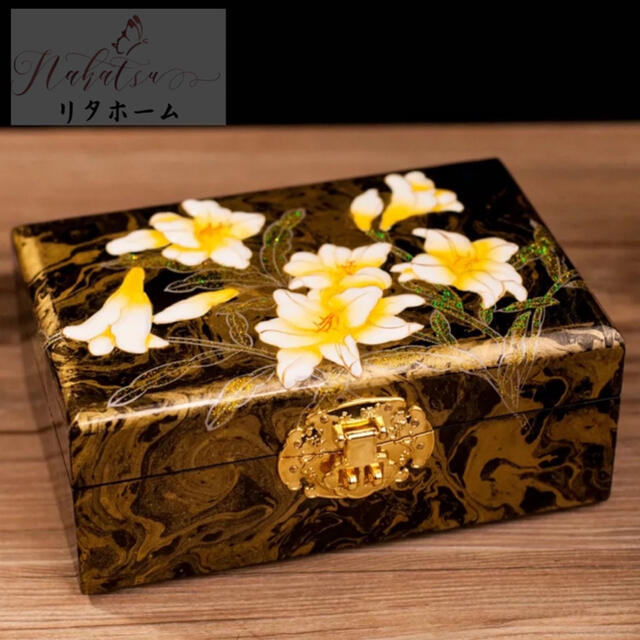 多層漆器 実木質 宝石箱 結婚アクセサリーケース 小物入れ　プレゼント アクセサリーケース 商品説明漆器作成には、細かいたくさんのプロセスが必要です。こちらの漆器は、全て手作業で、職人の心掛けをきっと感じられてくれます。商品状態：新品未使用...