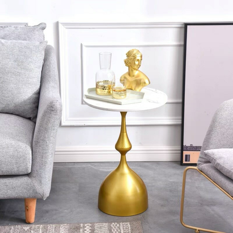 寝室用テーブル リビングテーブル サイドテーブルミニテーブル サイドテーブル サイズ(cm)：幅40 ×奥行40 ×高さ58カラー：写真の色★購入後のキャンセルは、ご遠慮ください。★検品のため開封してある場合があります。★複数ご注文の場合や...