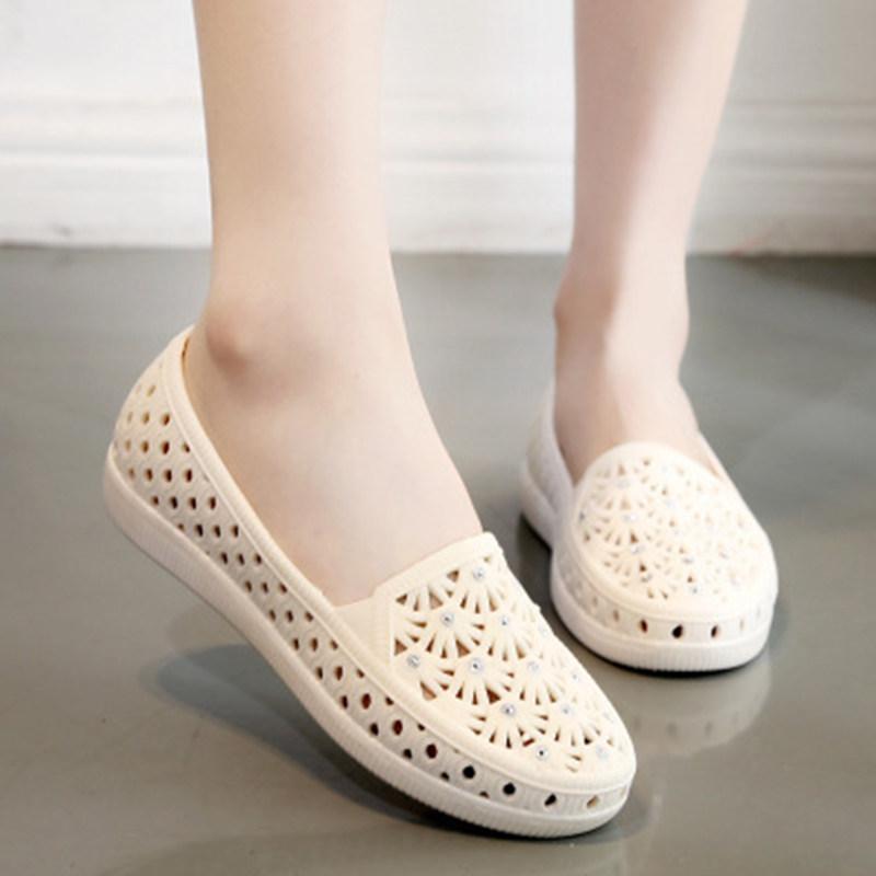 レディース 夏 サンダル 向け クローシューズ 穴あき メッシュ 通気性 フラット ソフトソール カジュアル 日常使い 軽量 快適 履きやすい 屋外用・スタイル: カジュアル・アッパー高さ: ローカット・サイズ展開: 36.37.38.39...