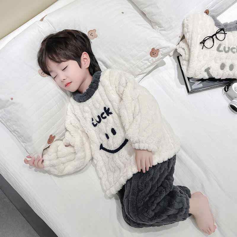 男の子 パジャマ 秋冬 厚手 フランネル コーラルフランネル 笑顔 プリント 子供 部屋着 セット 暖か 柔らかい ベビー対応 就寝用・対象年齢: 1-3歳.3-5歳・用途: 家庭用・生地: コーラルフランネル・スタイル: 韓国・対象性別:...